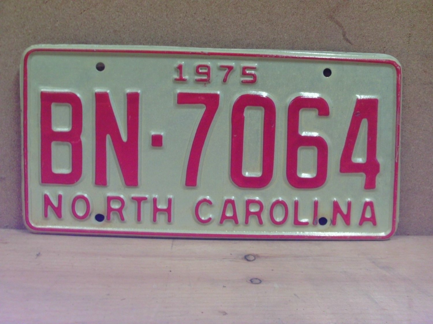 1975 North Carolina YOM License Plate Tag NC EX BN-7064 NCY5