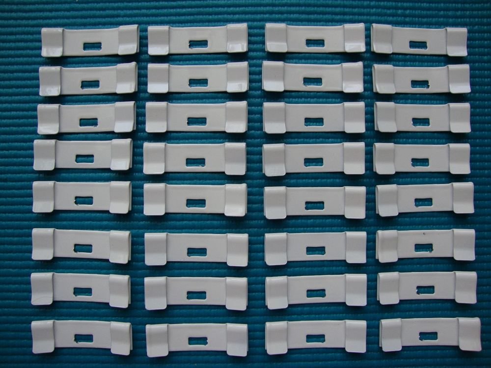 35 QTY: VERTICAL BLIND SLAT REPAIR CLIPS (curved/ivory) VANE SAVER:EASY ...