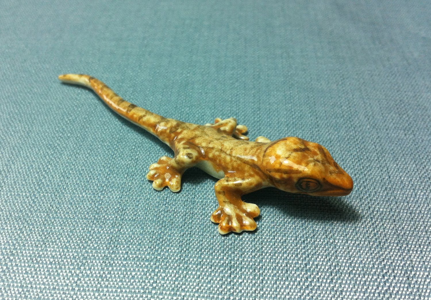 Lizard Miniature Reptile Animal Hand Made Painted Ceramic Statue Figure ...