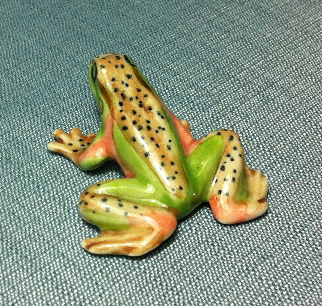 Frog Green Miniature Funny Animal Hand Made Painted Ceramic Statue ...