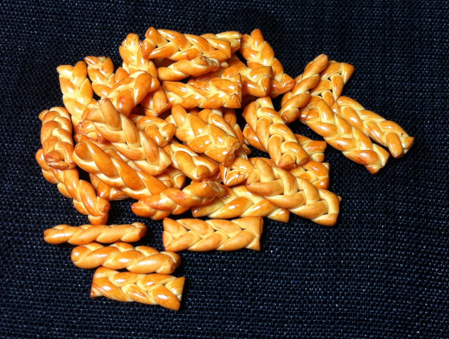 20 Twisted Bread Breads Bakery Bretzels Food Cakes Tiny Clay Fimo ...