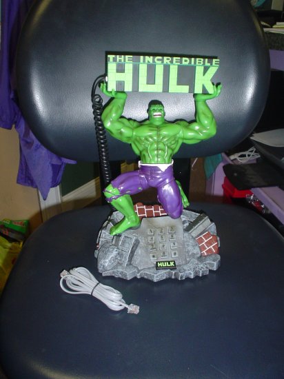 INCREDIBLE HULK TALKING ACTION PHONE by MARVEL - TALKS, MOVES, LIGHTS ...