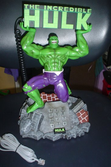 INCREDIBLE HULK TALKING ACTION PHONE by MARVEL - TALKS, MOVES, LIGHTS ...