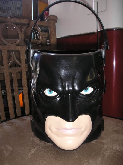 BATMAN TRICK OR TREAT BASKET/BUCKET/PAIL by RUBIES - GREAT GIFT ...