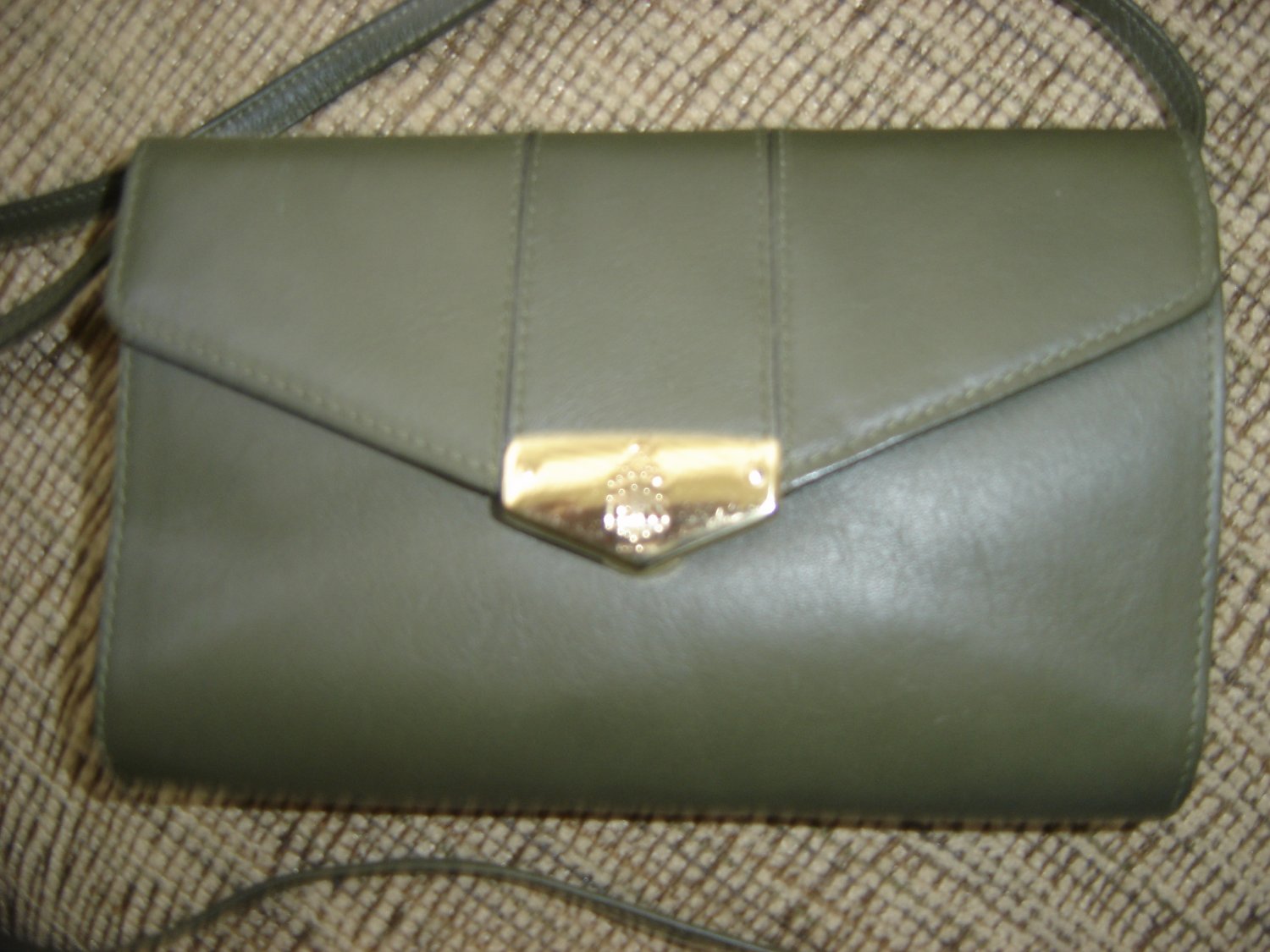 MARK CROSS OLIVE GREEN LEATHER ENVELOPE CLUTCH PURSE w/ DETACHABLE ...