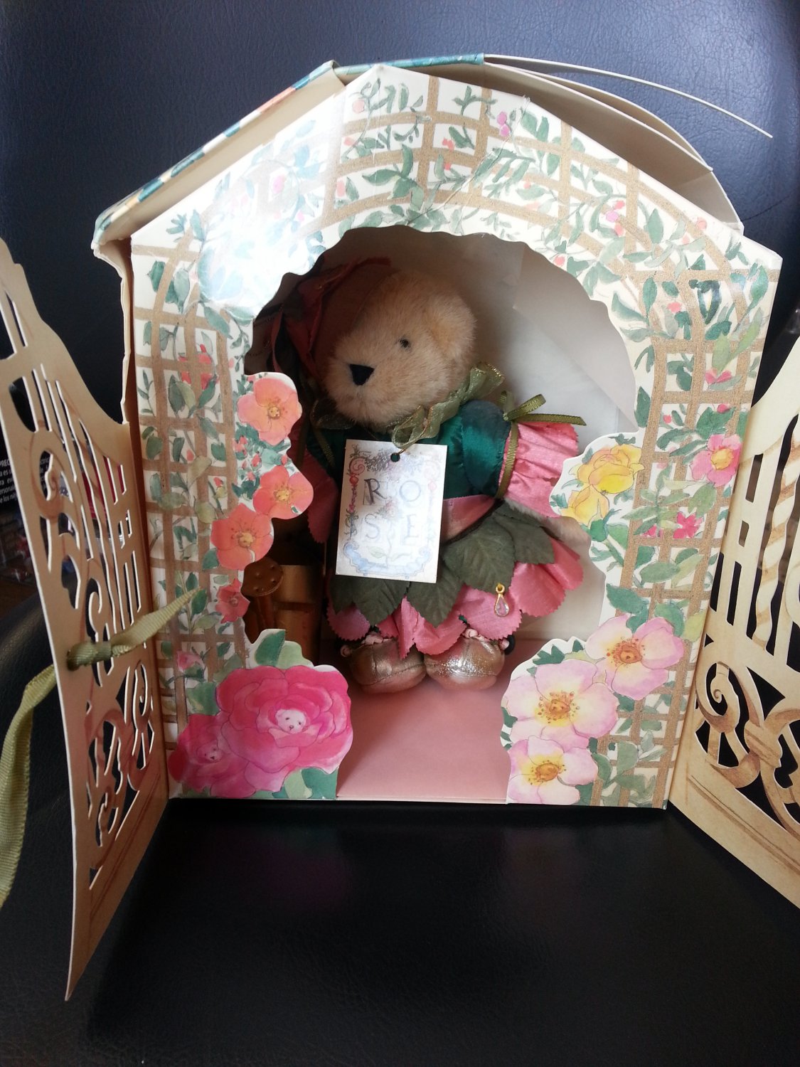 North American Bear Muffy Vanderbear A Rose Is A Rose Second Club ...