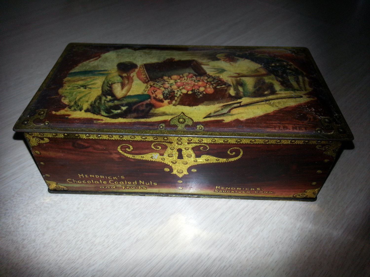 Vintage 1930's Canco Hendricks Chocolate Coated Nuts and Fruits Tin Box!
