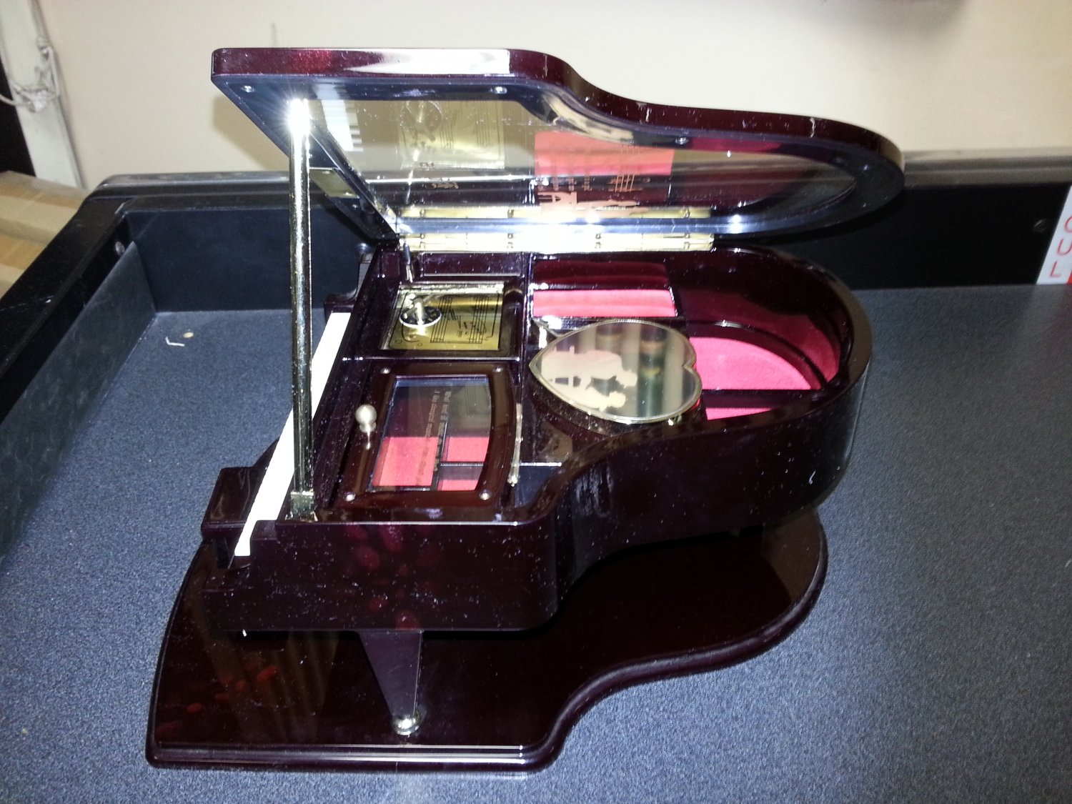 Vintage Kings Grand Piano Music Box & Jewelry Box - plays Classical Music!