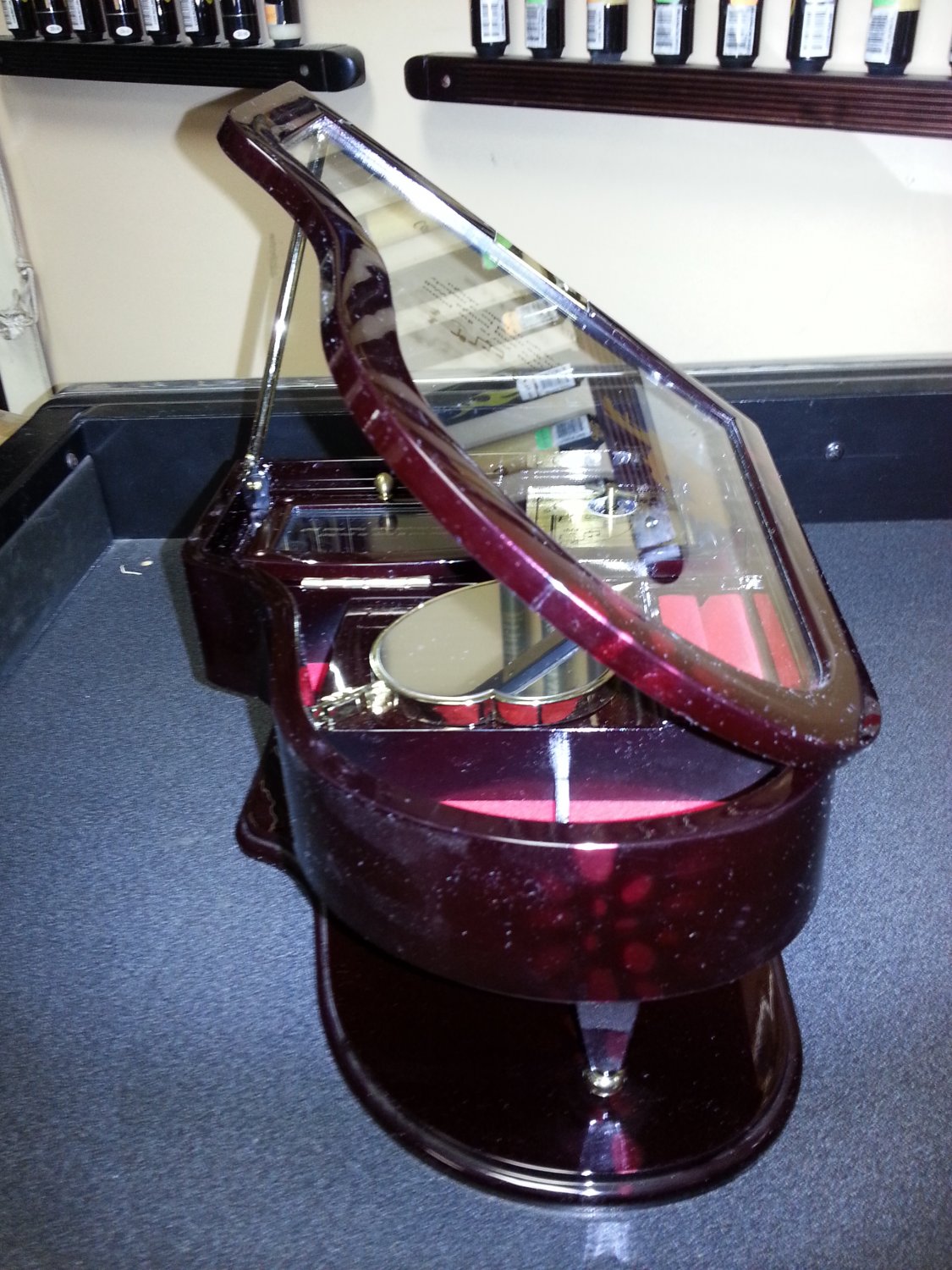 Vintage Kings Grand Piano Music Box & Jewelry Box - plays Classical Music!