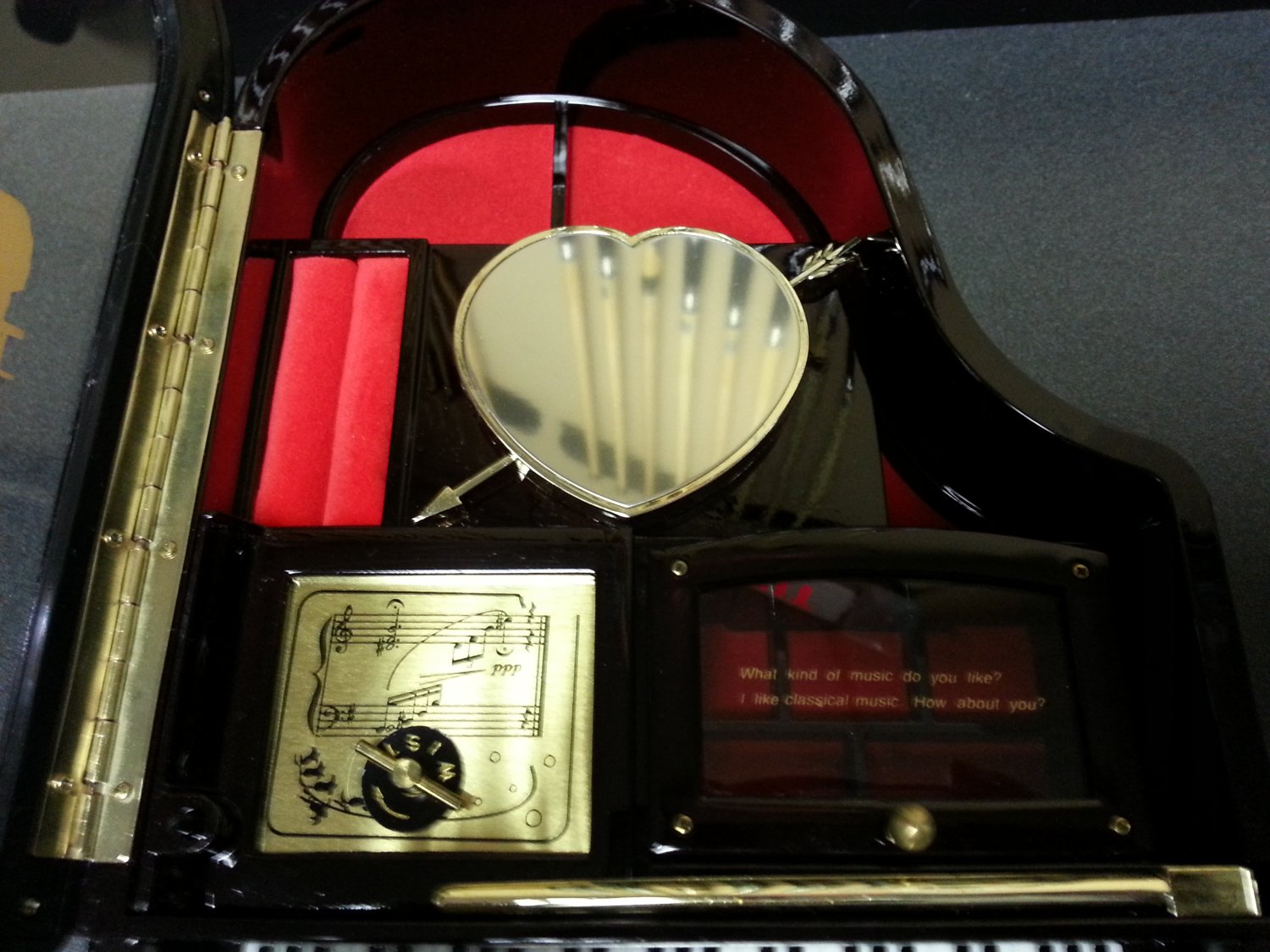 Vintage Kings Grand Piano Music Box & Jewelry Box - plays Classical Music!