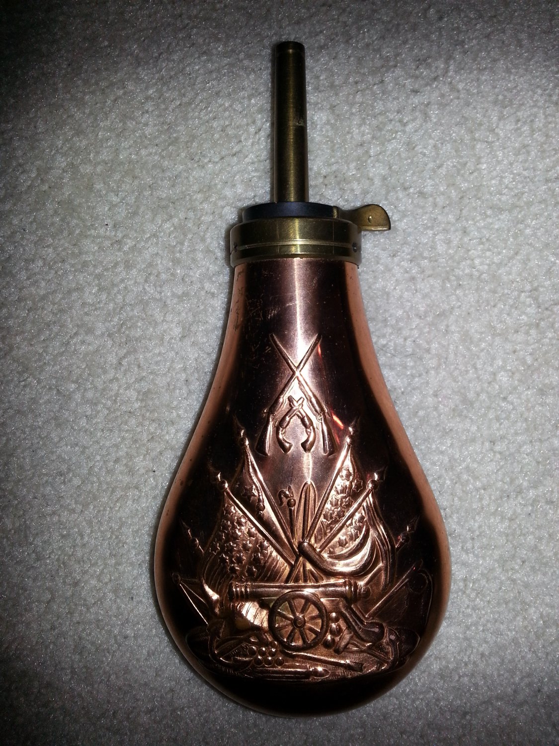 Ornate Colonial Williamsburg Brass & Copper Gunpowder Flask/Container ...