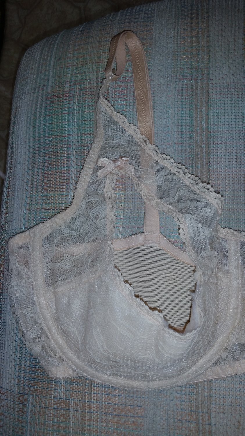 Frederick's of Hollywood Open Cup Nippleless Underwire Open Tip Bra w ...