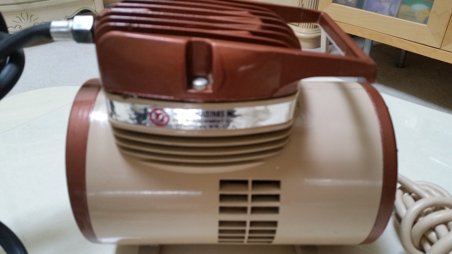 Thomas Industries SPRAYIT Model #600-8 Paint Sprayer Gun, Air ...