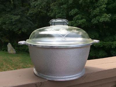 Vintage Guardian Service Aluminum Cookware 4 QT Curved Pot/Dome Cooker!
