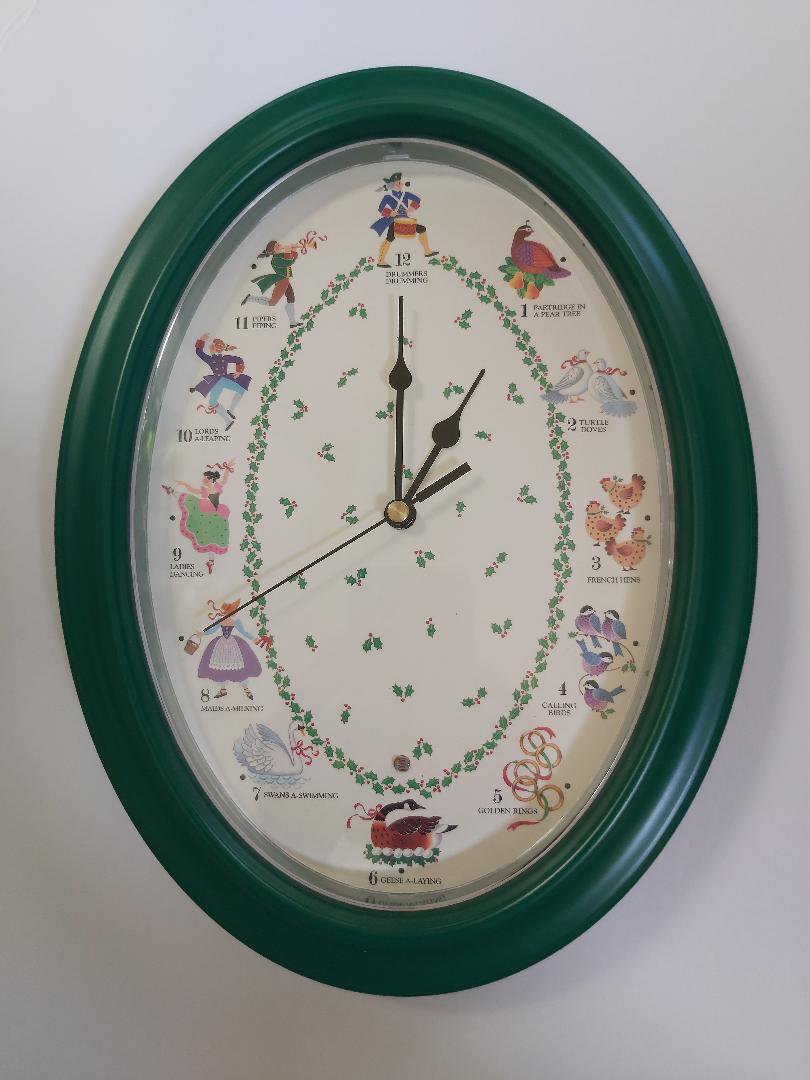 Vintage J.S.N.Y. Christmas Caroling Musical Wall Clock Plays 12 Holiday ...