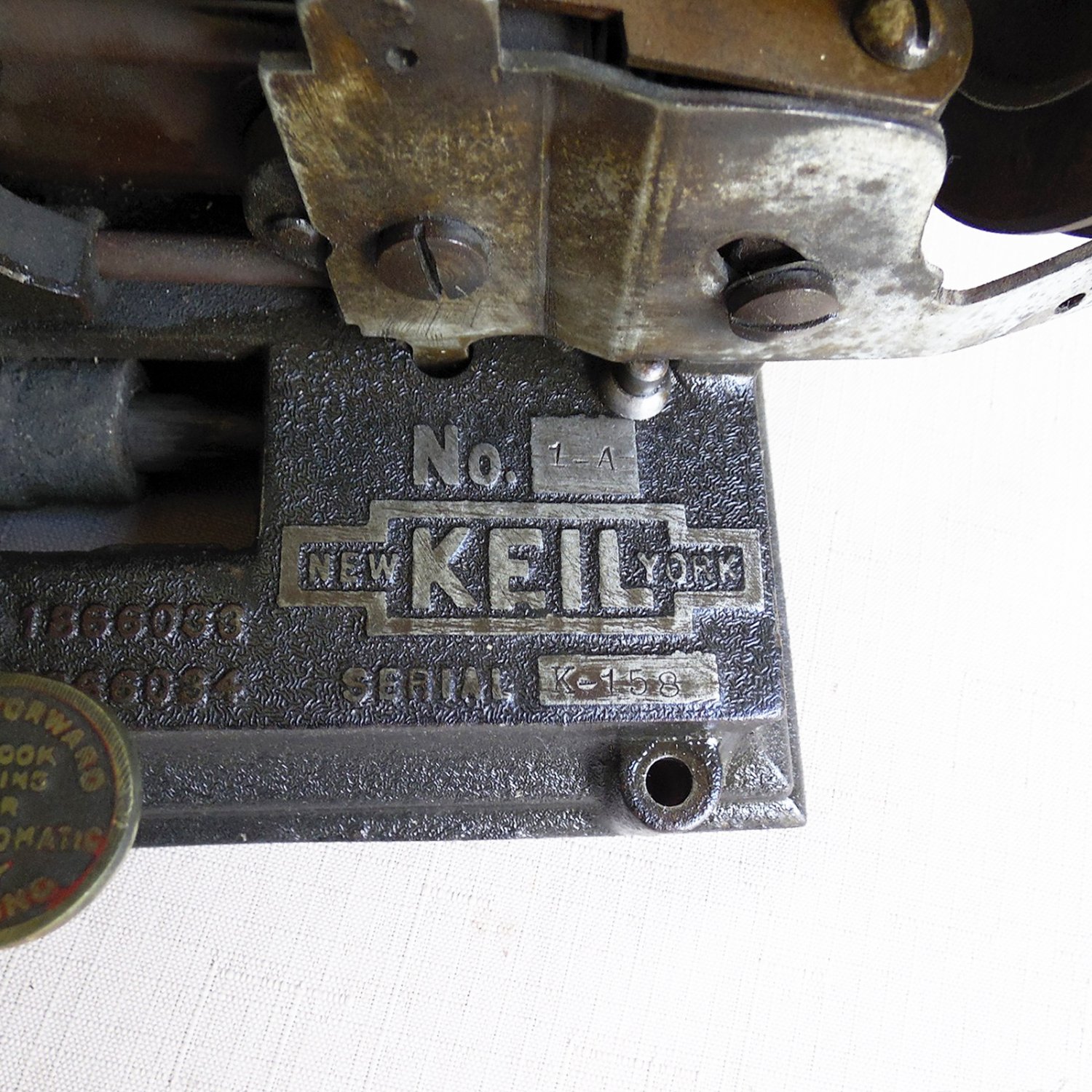 KEIL 1-A AUTOMATIC KEY CUTTER DUPLICATING MACHINE