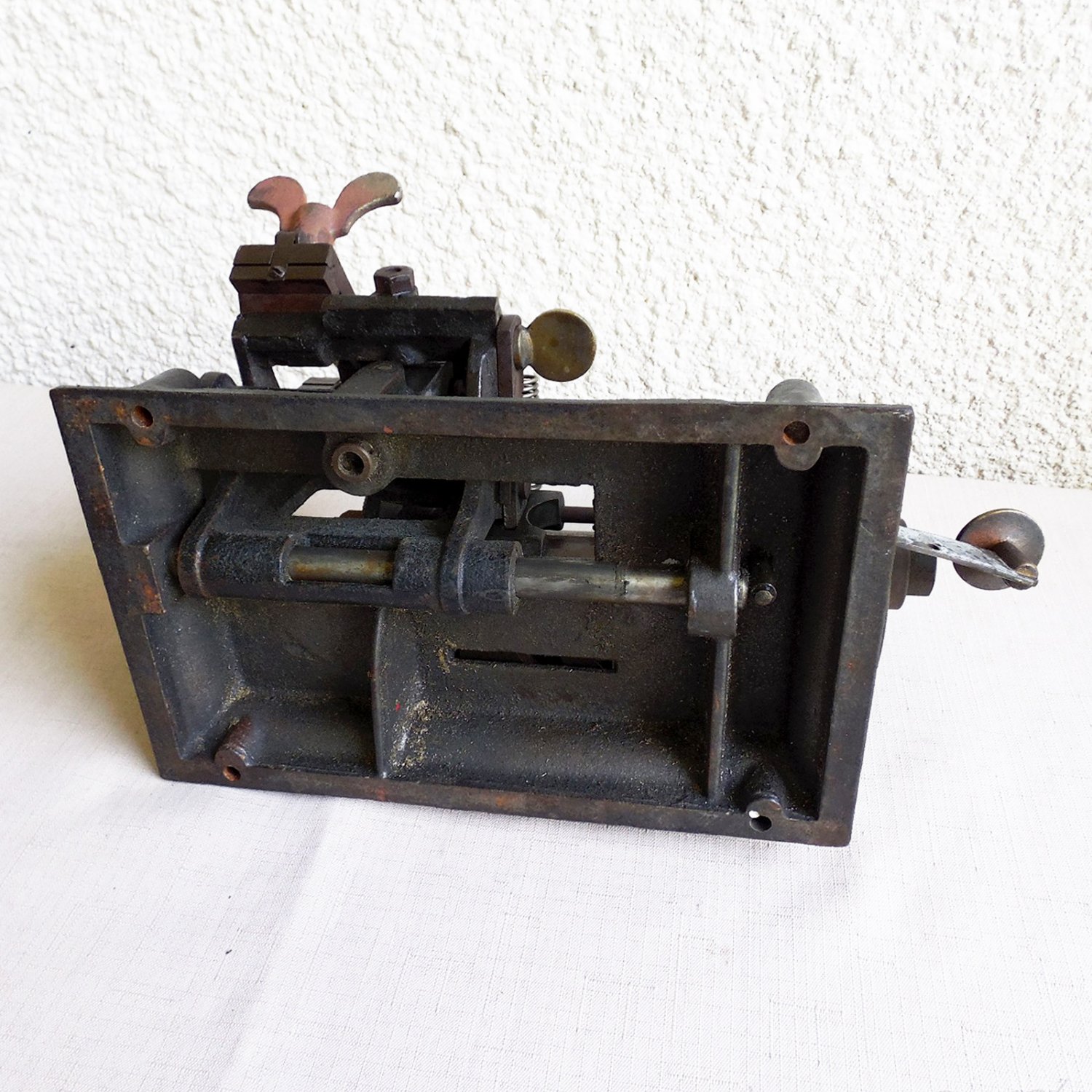 KEIL 1-A AUTOMATIC KEY CUTTER DUPLICATING MACHINE