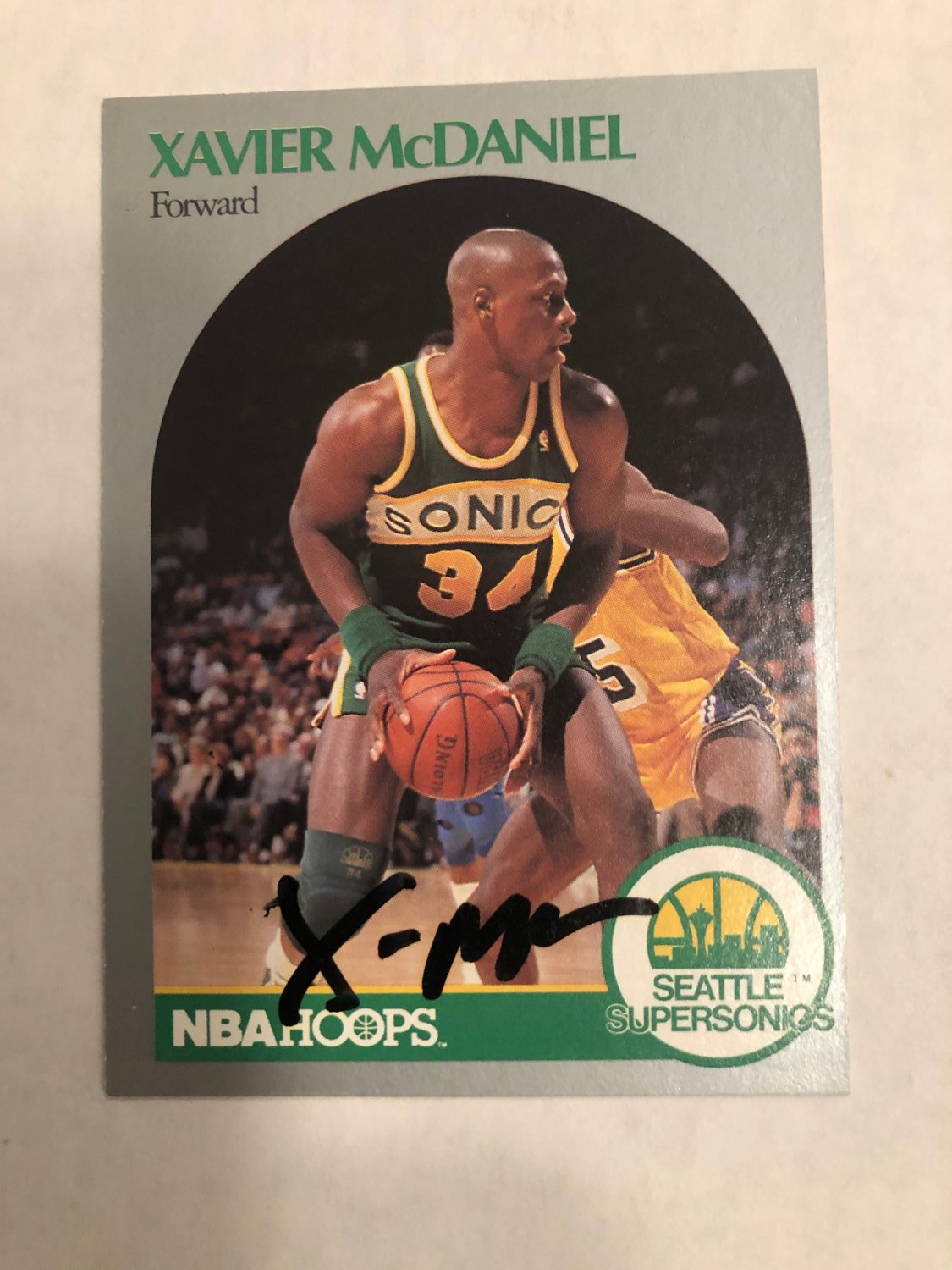 Xavier McDaniels Autograph basketball card