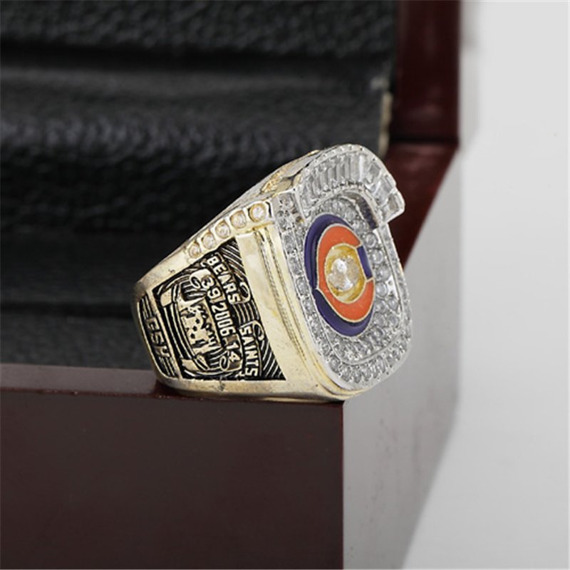 2006 Chicago Bears NFC CHAMPIONSHIP RING 10-13 size with wooden case