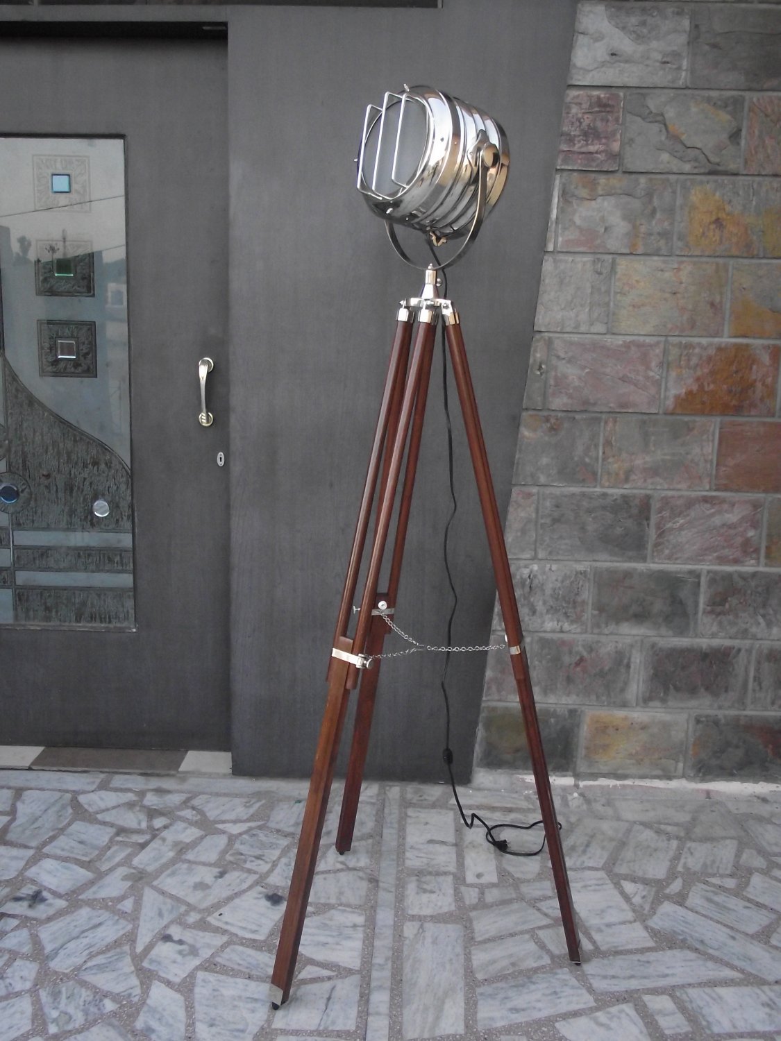 SEARCH LIGHT WITH BROWN WOOD TRIPOD STAND