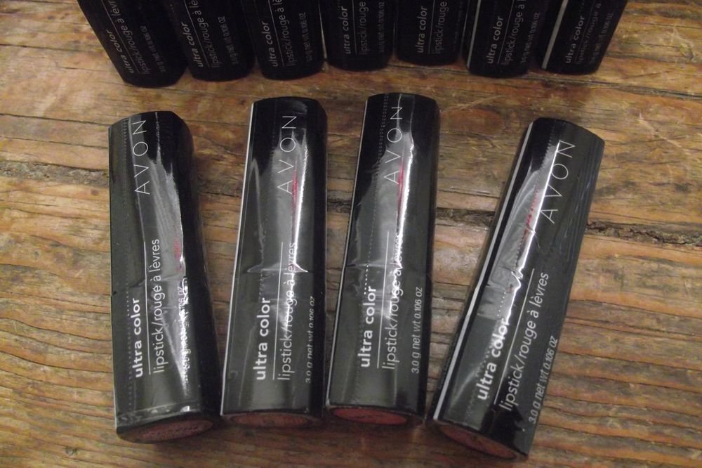 New Avon Ultra Color Lipstick - See Through Cap - Retail $8 Sangria