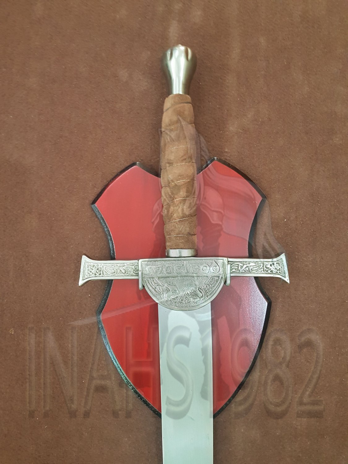 Highlander Clan Macleod Sword With Wall Plaque