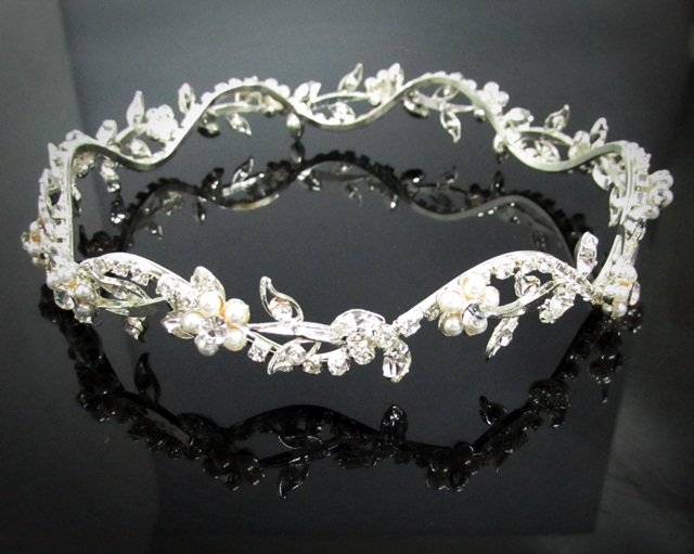 Bridal Bride Silver Crystal Small Crown ;Delicate Silver Pearl Tiara ...