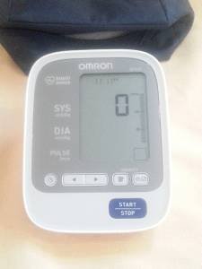 Omron 7 Series BP760 Upper Arm Blood Pressure Monitor For Parts Or Repair