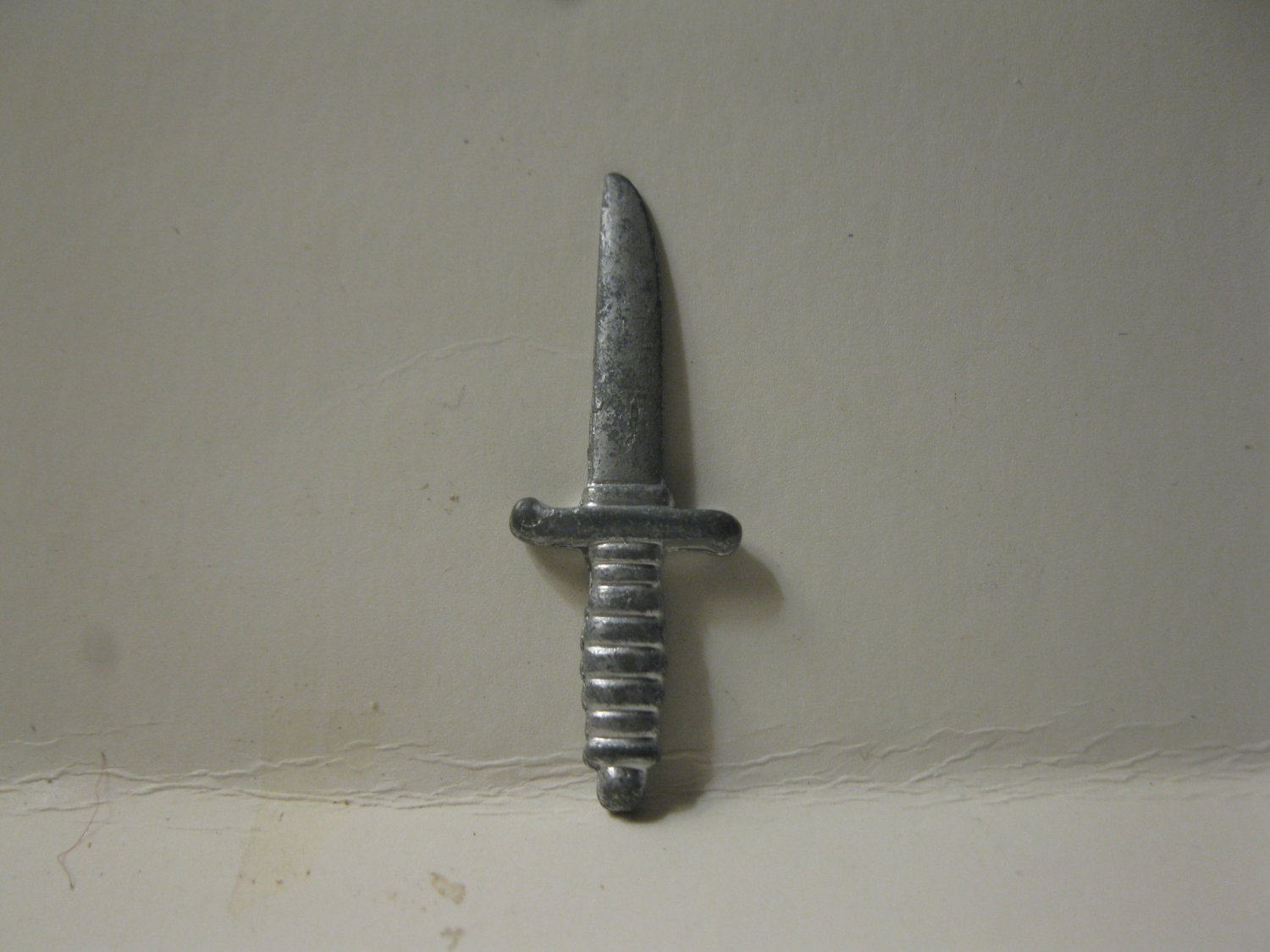 1950 Clue Board Game Piece Knife Weapon