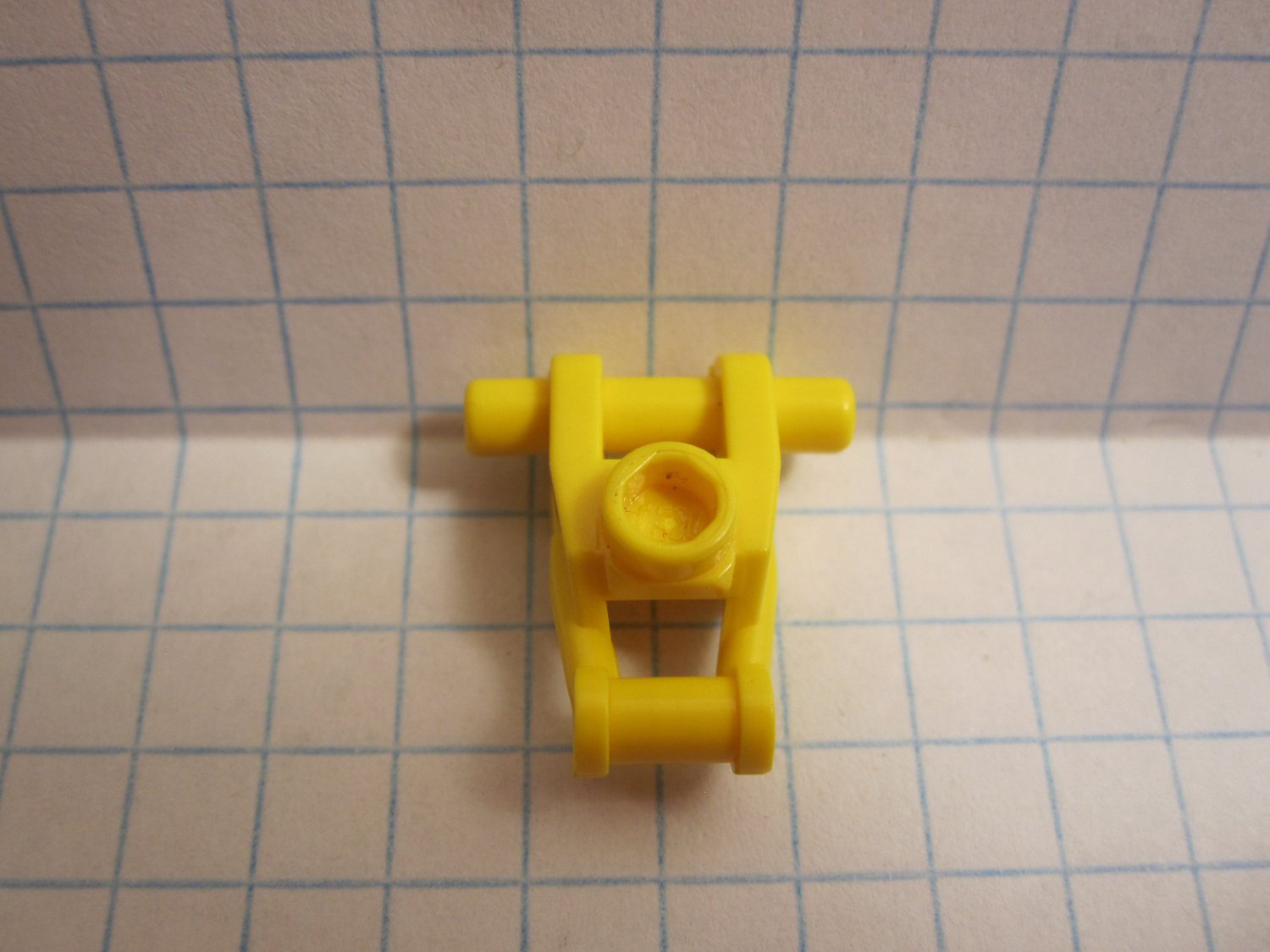 Lego part #30375: Yellow Mechanical Torso- Star Wars Battle Droid