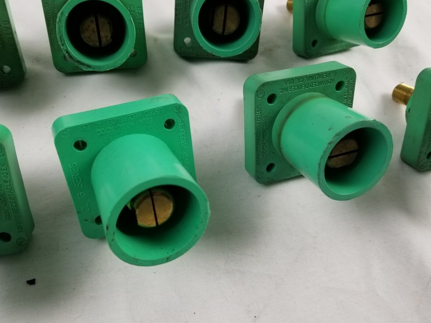 Bates CL Series-Panel Mount CAM Connectors