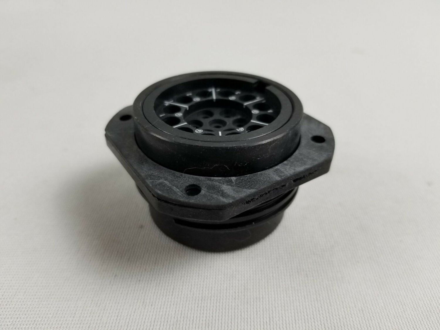 LEX 2218 TEN47 19 Pin Female Inline Connector SHLUSB19