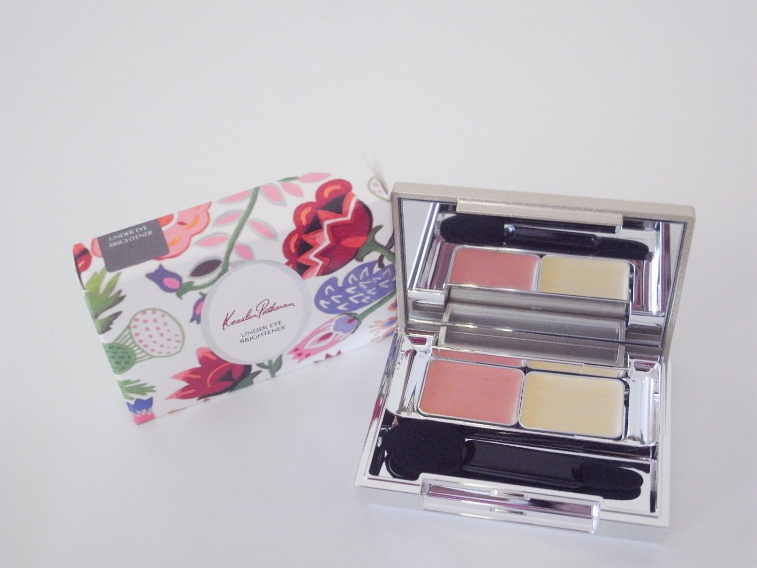 Kesalan Patharan under eye Brightener from Japan concealer