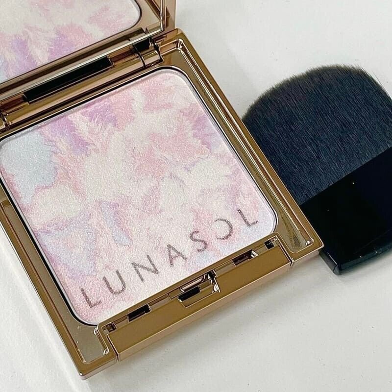 Kanebo Lunasol Merging Face Glow EX01 Limited Edition face powder