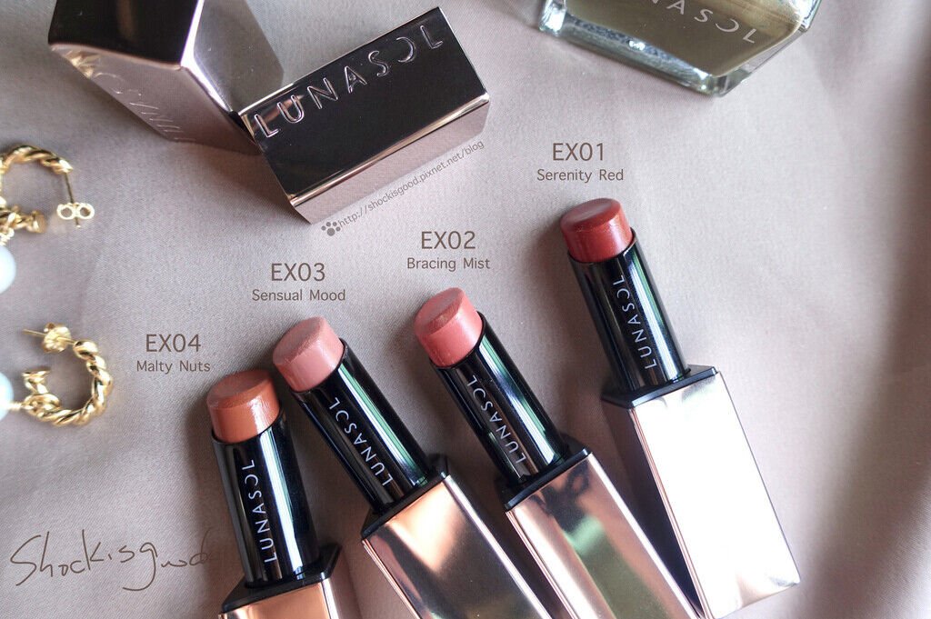 Kanebo Lunasol Plump Mellow Lips Satin lipstick