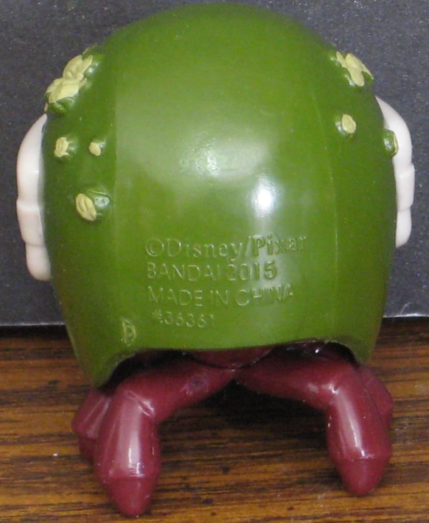 Disney Finding Dory / Nemo Bernard Hermit Crab and Football Helmet ...