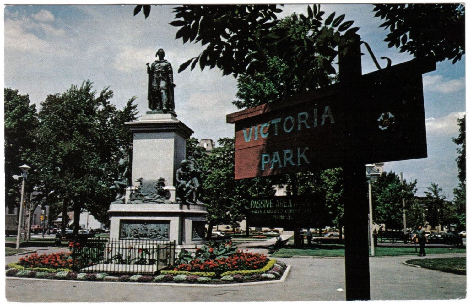 Ontario Postcard Brantford Joseph Brant Memorial Victoria Park
