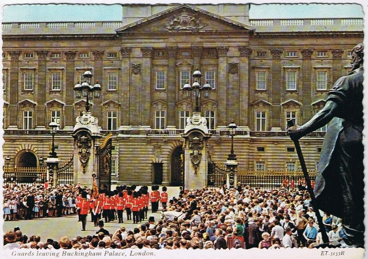 Postcard Guards Leaving Buckingham Palace London England UK