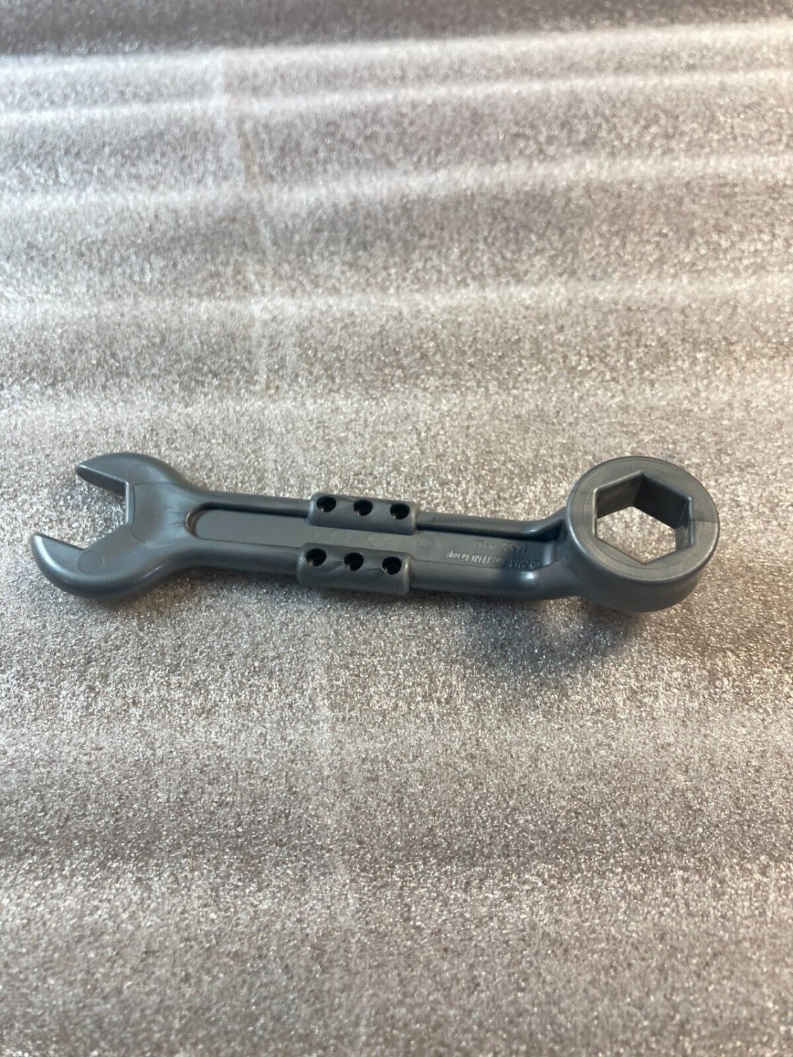 LEGO - Duplo Utensil Wrench for Minifigs - Pearl Light Gray L-69