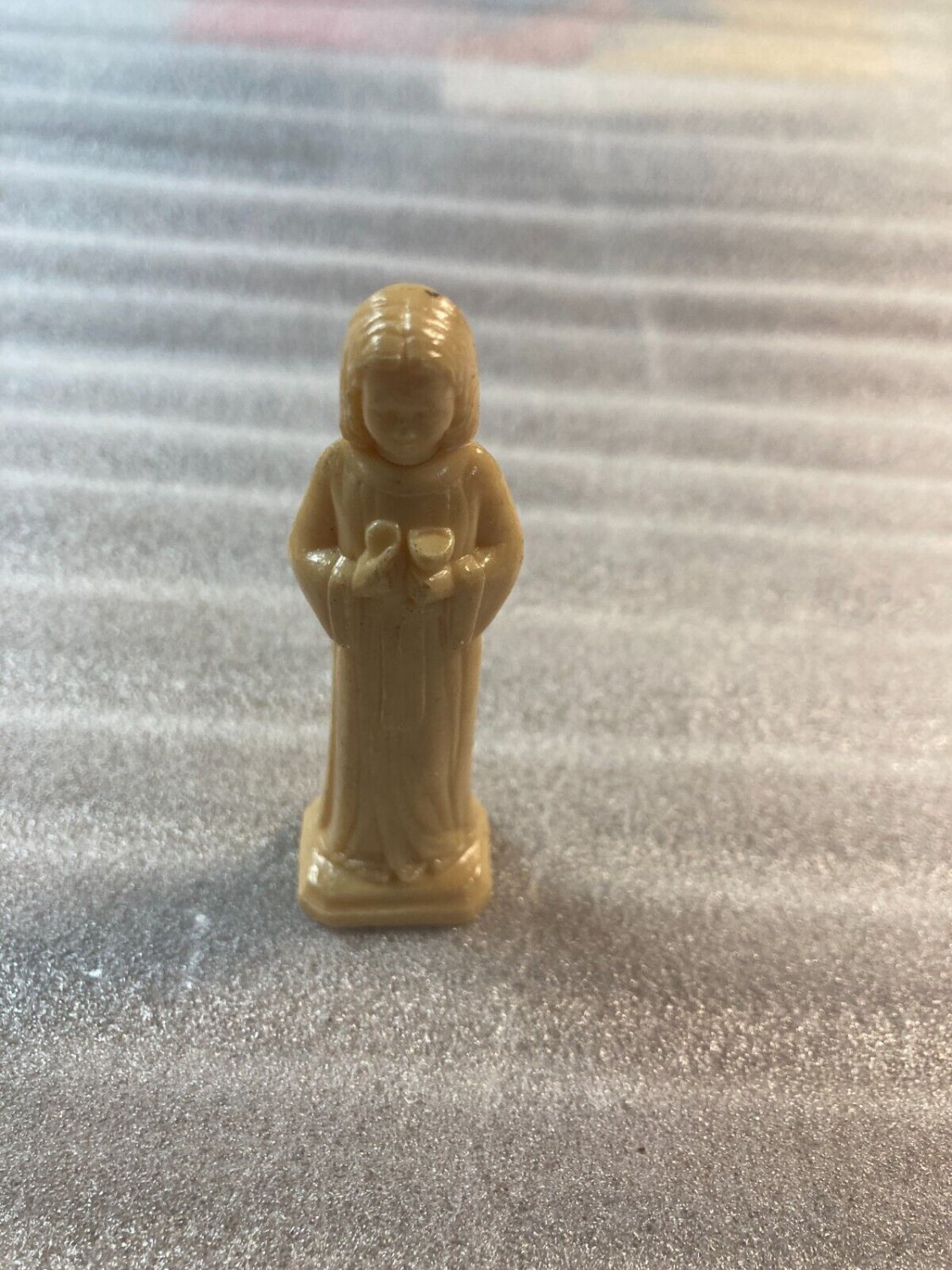 CATHOLIC VINTAGE STATUE YOUNG CHILD JESUS PREACHING 2-7/8" IVORY ...