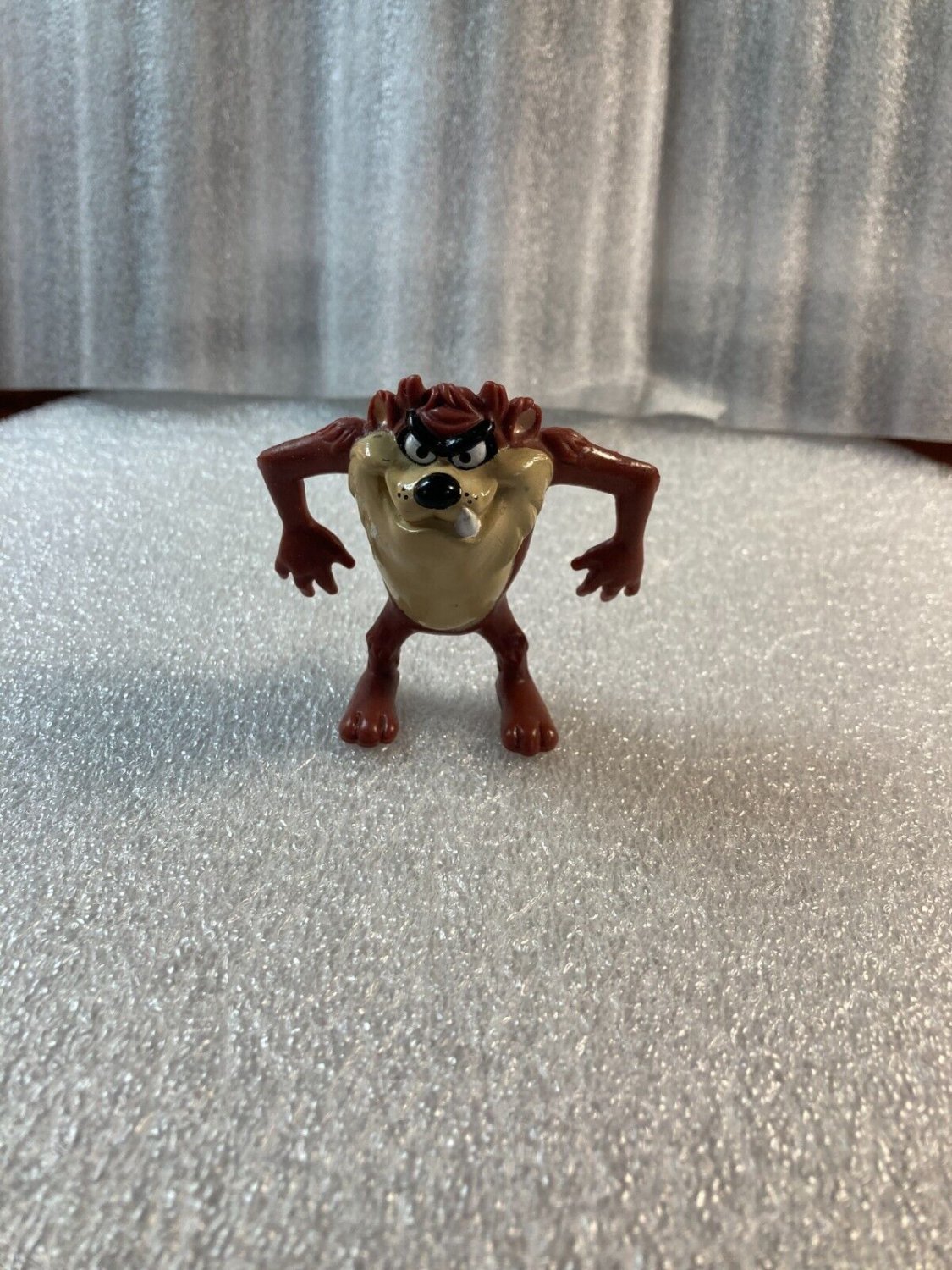 WB Looney Tunes Taz Tasmanian Devil 2.5” Vtg (1991) PVC Figure~M-470
