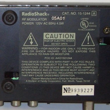 Radio Shack 15-1244 Audio / Video to RF Modulator