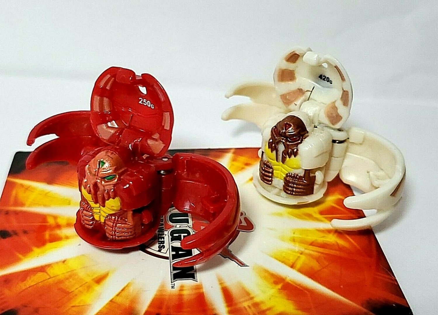 bakugan reaper pyrus 250g, white subterra 420g + 2 cards b1 4 piece ...