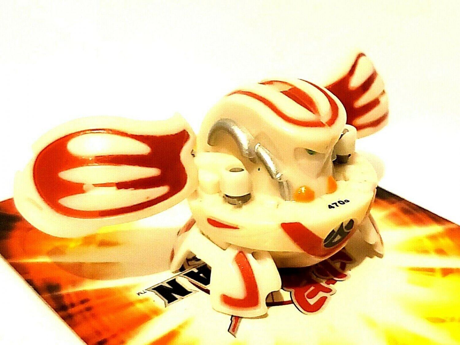 Bakugan Battle Brawler Monarus pyrus 440g White Pearl Very Rare!