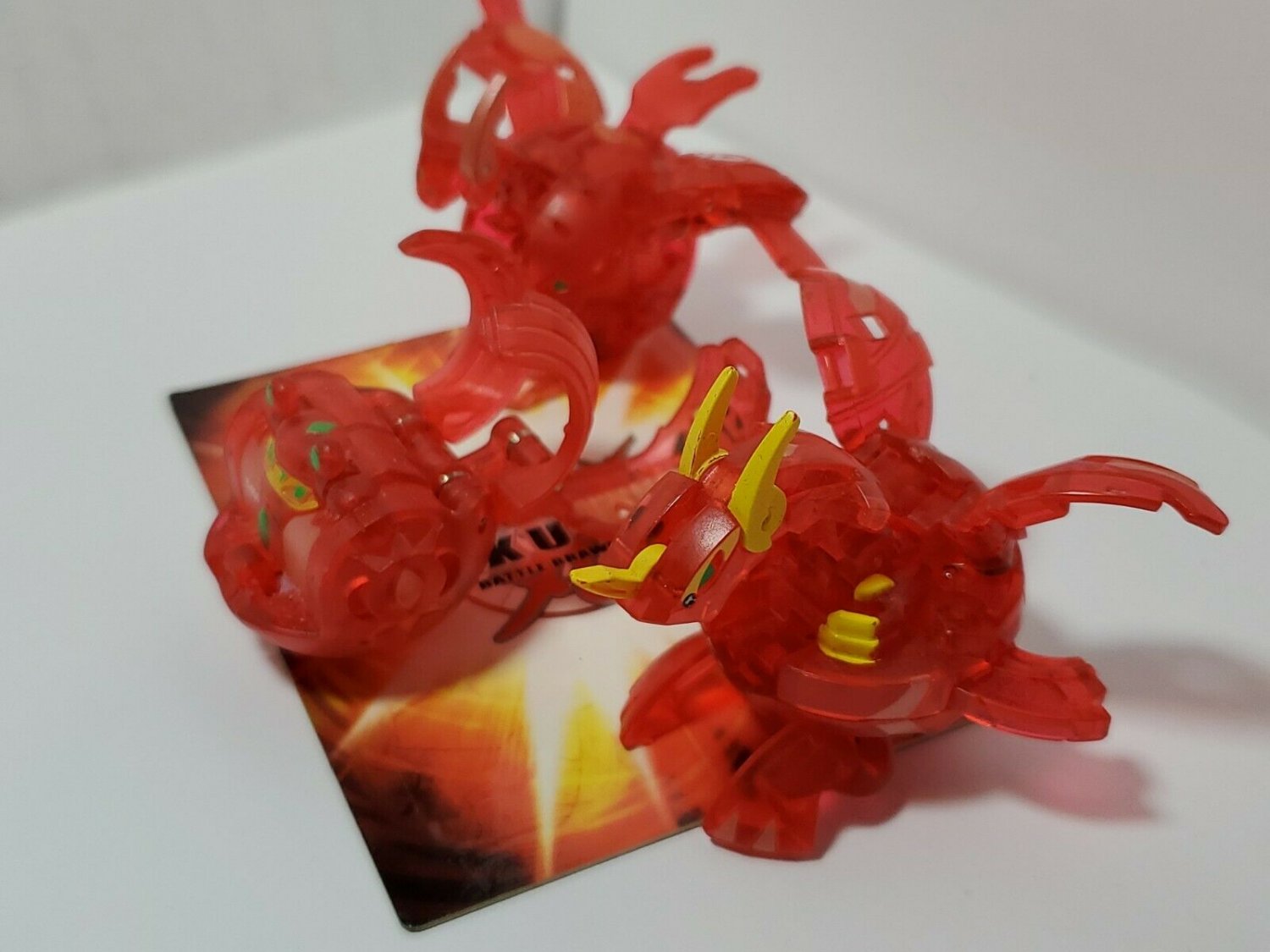 bakugan red pyrus translucent neo dragonoid 630g, fox bat 530g, duel ...