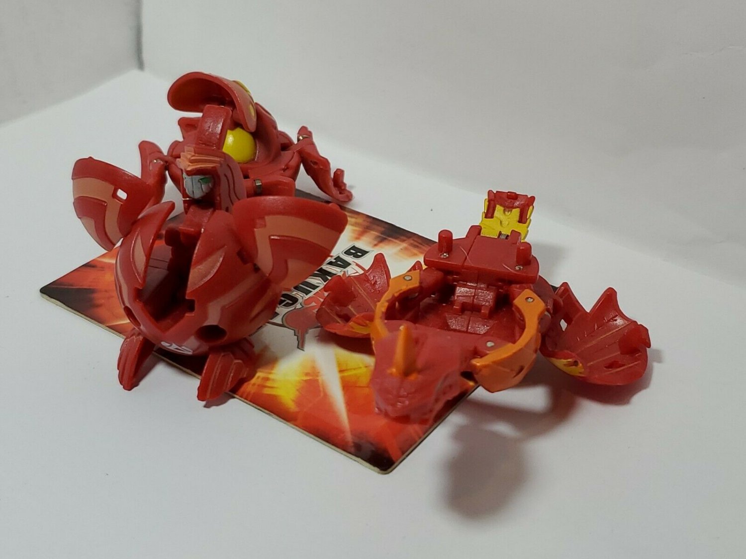 Bakugan Red Pyrus B2 lot of 3 avior 630g, frosch 530g, boost ingram 660g