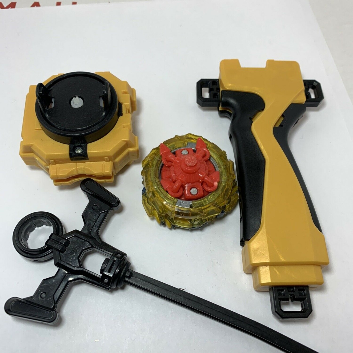Beyblade Burst Evolution Switch Strike -Drain Fafnir with launcher hasbro