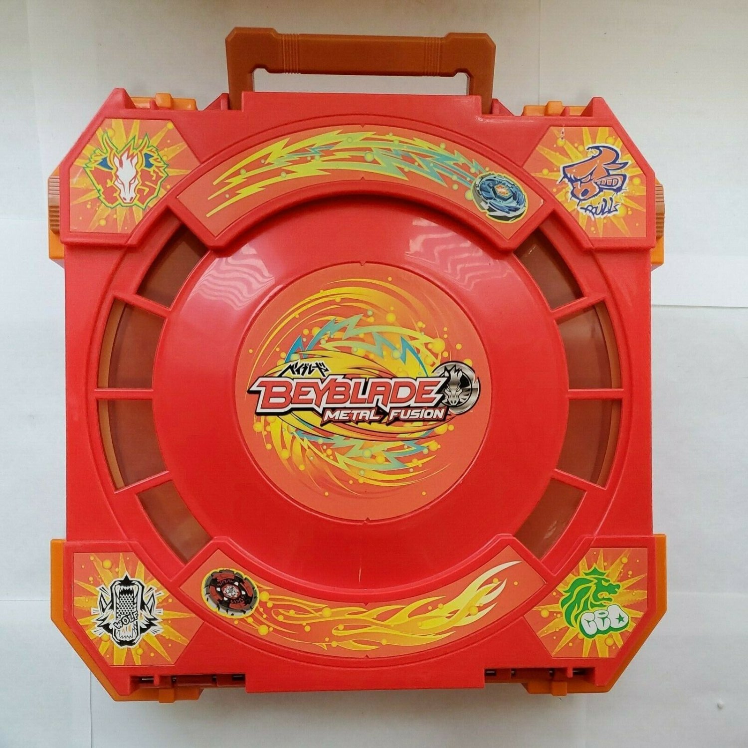 Beyblade Metal Fusion Battle Arena Stadium Folding Travel Case 2010