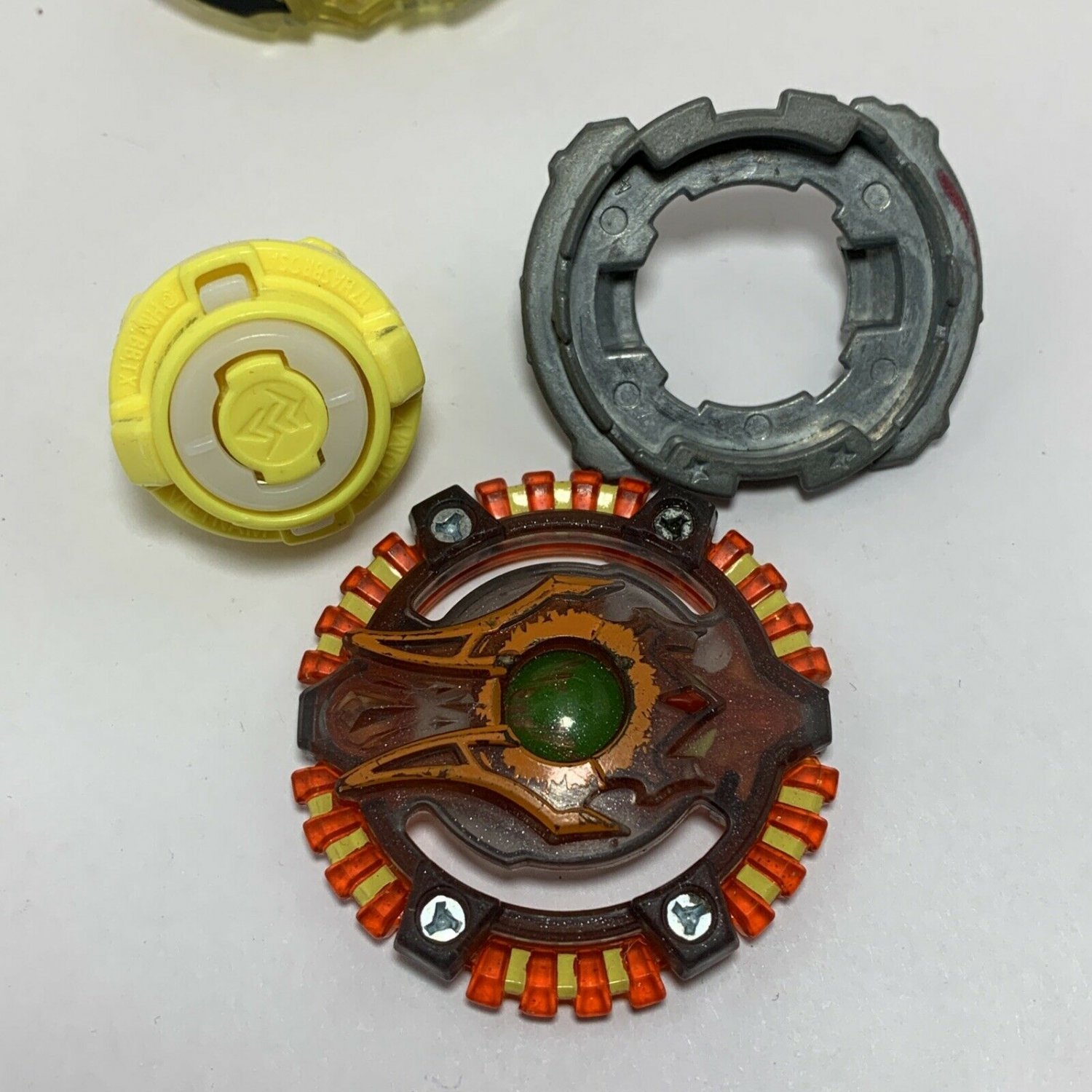Beyblade Burst Turbo Slingshock Spiral Treptune T4 Lava-X Anubion A4 ...