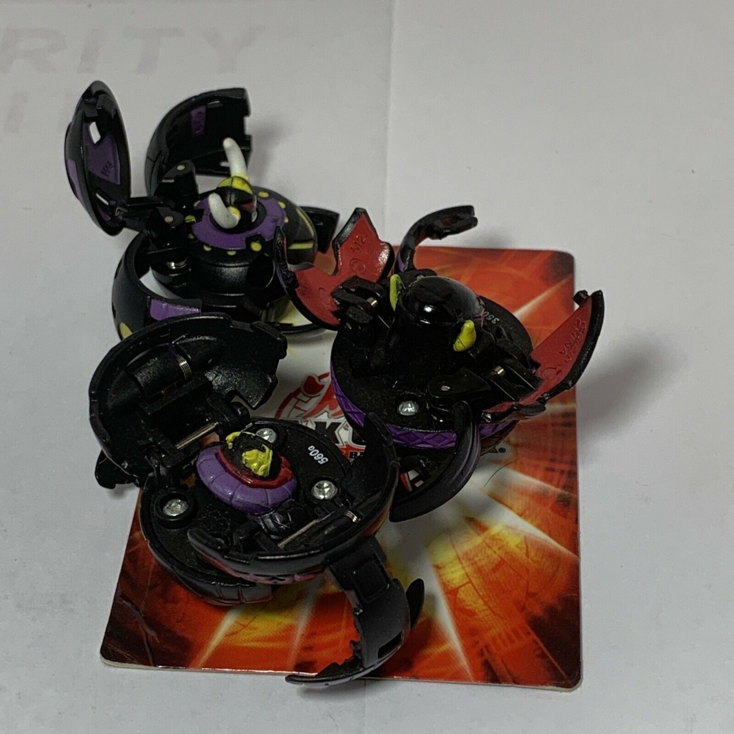 Bakugan Preyas Diablo 350G, Shadow Vulcan 570G, wilda 560G Black Darkus ...